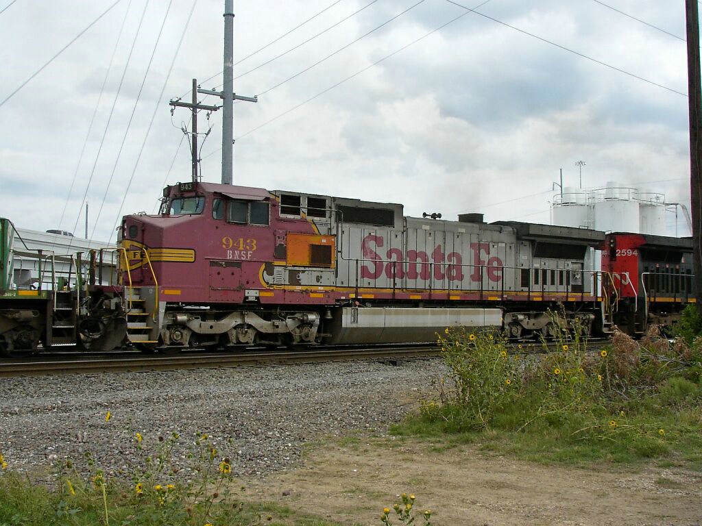 BNSF 943